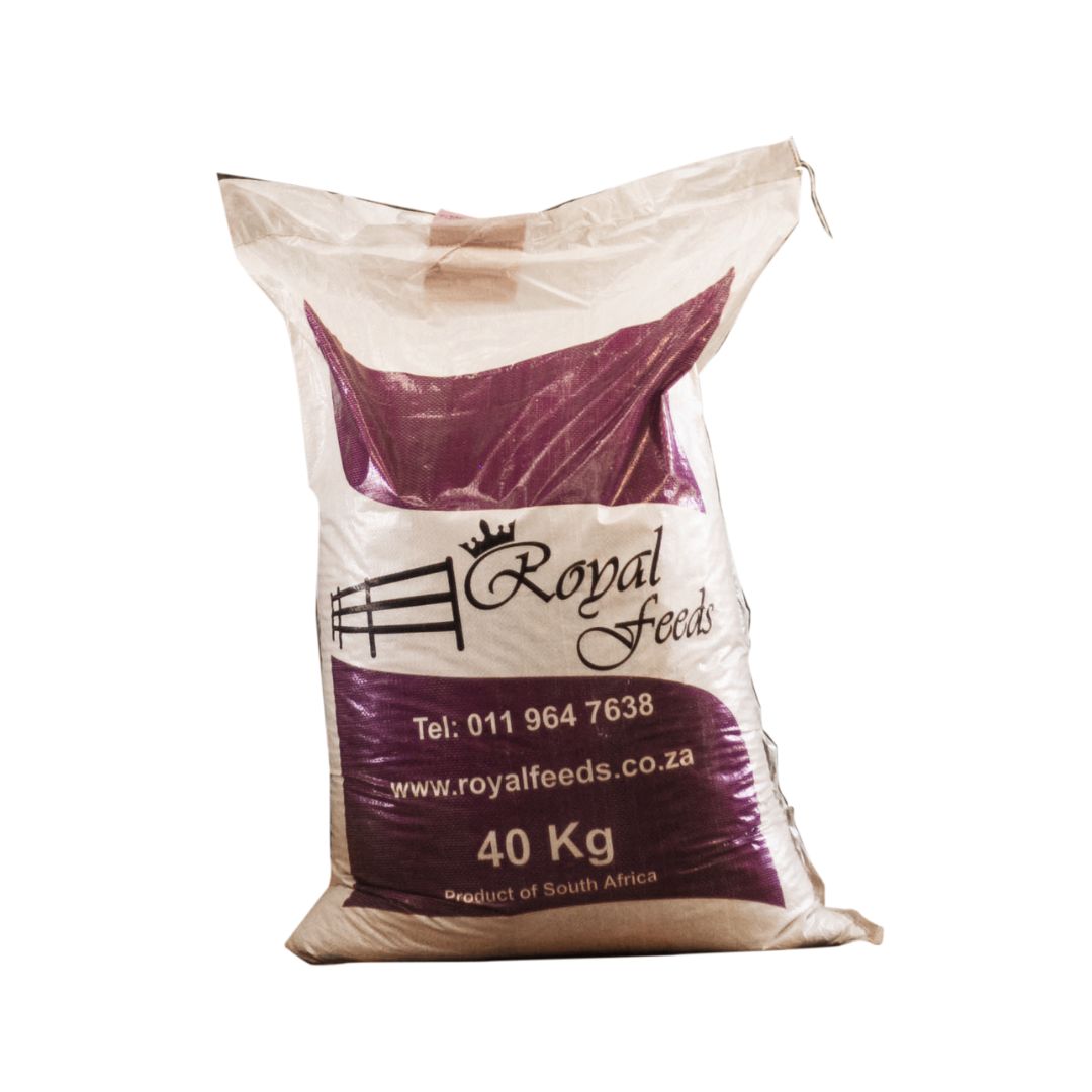 Royal Calm Feed 12% 40kg – Whinny & Woof